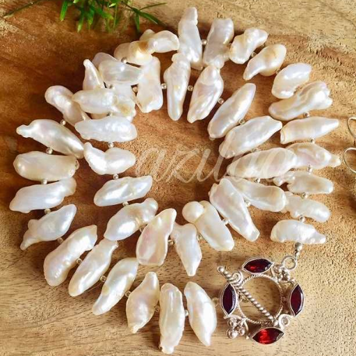 Exploring Biwa Pearls: The Unique Beauty of Freshwater Pearls - GYS